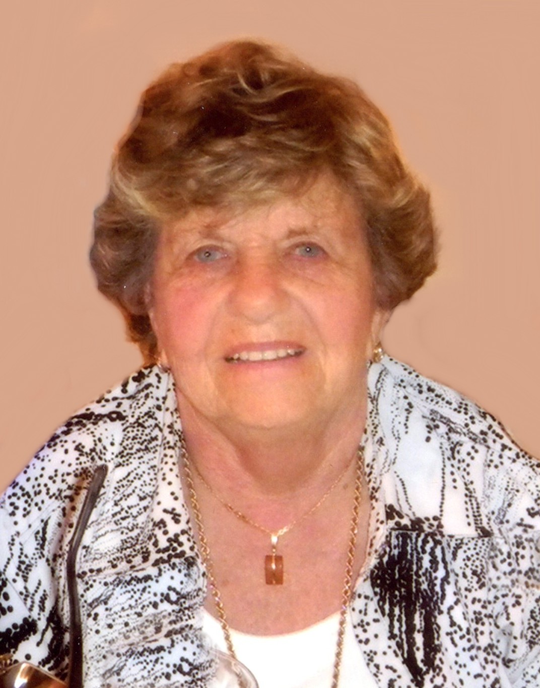 YVETTE BUREAU ROBERGE - SHERBROOKE - Avis de décès — Résidence ...