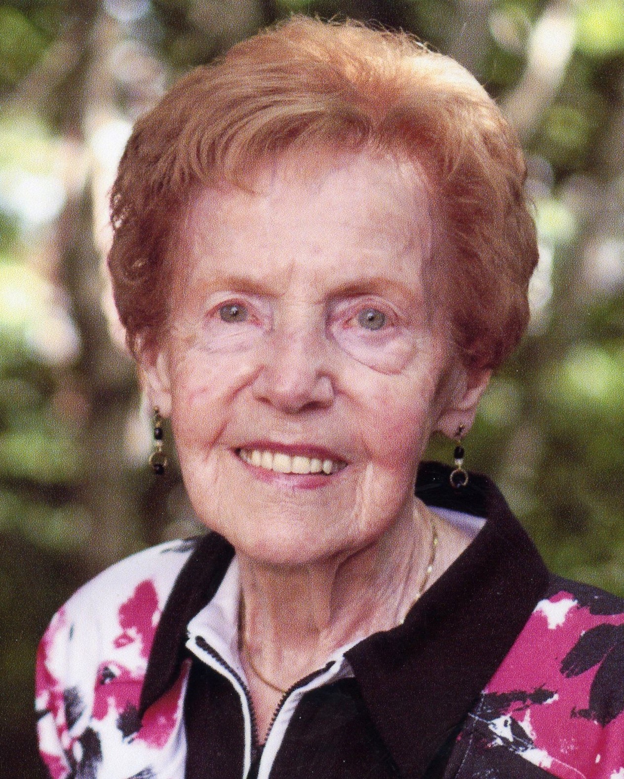 SOLANGE LUSSIER - SHERBROOKE - Avis de décès — Résidence funéraire ...