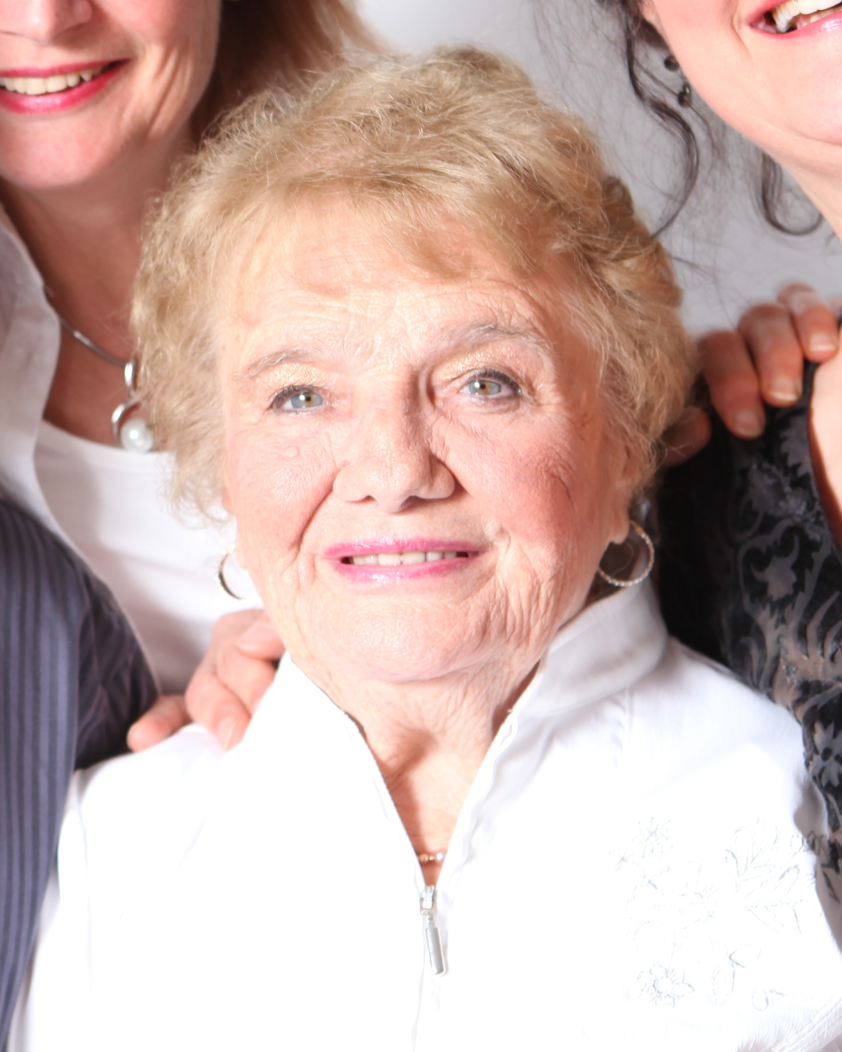 Mme Lucille (Duranleau) Delorme — Résidence funéraire Steve L. Elkas