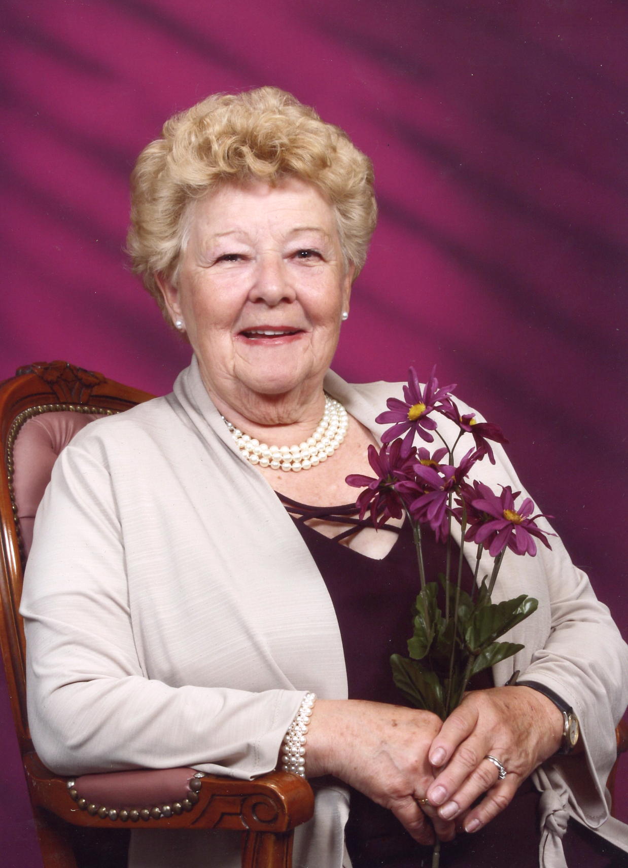 Mme Denise Thibault Mathieu — Résidence funéraire Steve L. Elkas