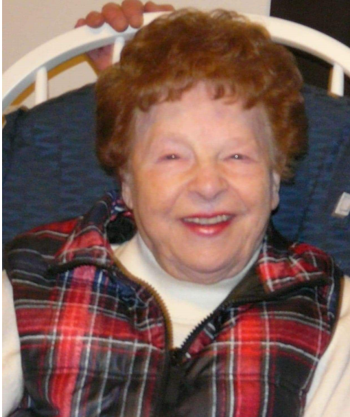 Elizabeth Raymond's Instagram, Twitter & Facebook on IDCrawl