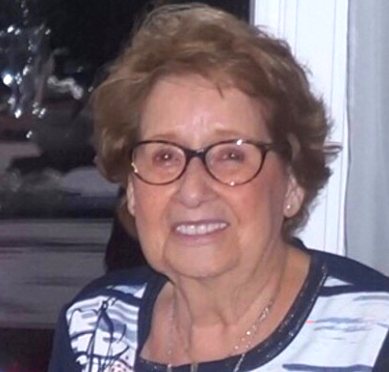 Mme Denise Routhier Savoie — Résidence funéraire Steve L. Elkas