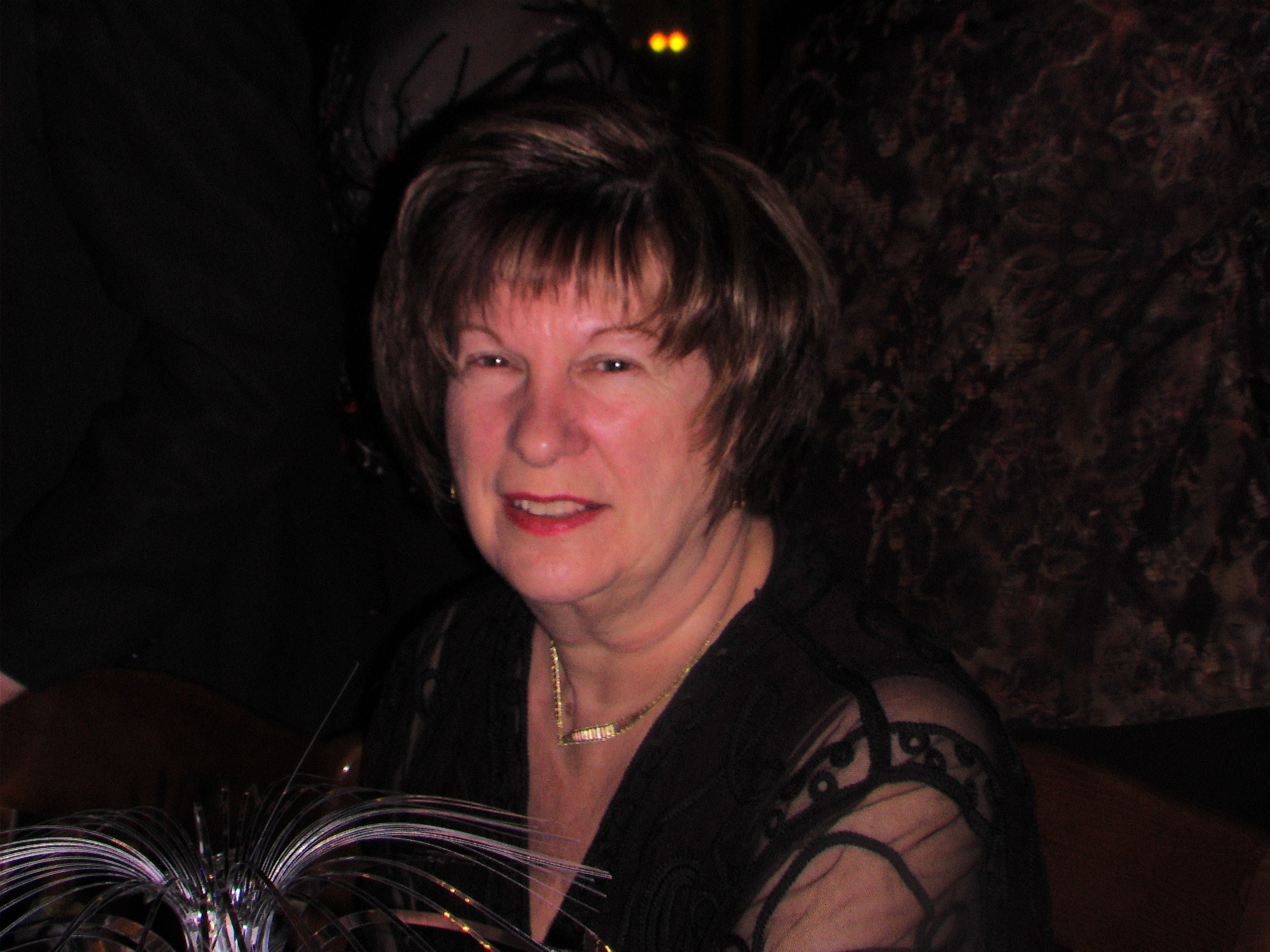 Mme Monique Saumur — Résidence funéraire Steve L. Elkas Mme Monique Saumur — Résidence funéraire Steve L. Elkas