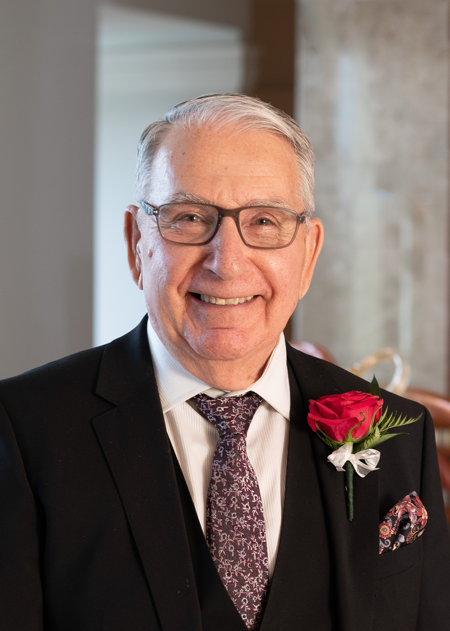 Stephen Desrosiers's Instagram, Twitter & Facebook on IDCrawl