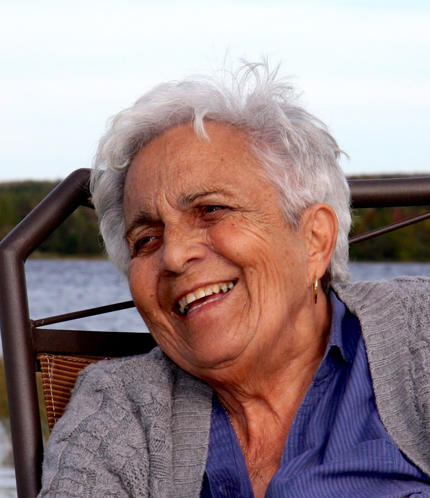 Mme Monique Loubier — Résidence funéraire Steve L. Elkas Mme Monique Loubier — Résidence funéraire Steve L. Elkas