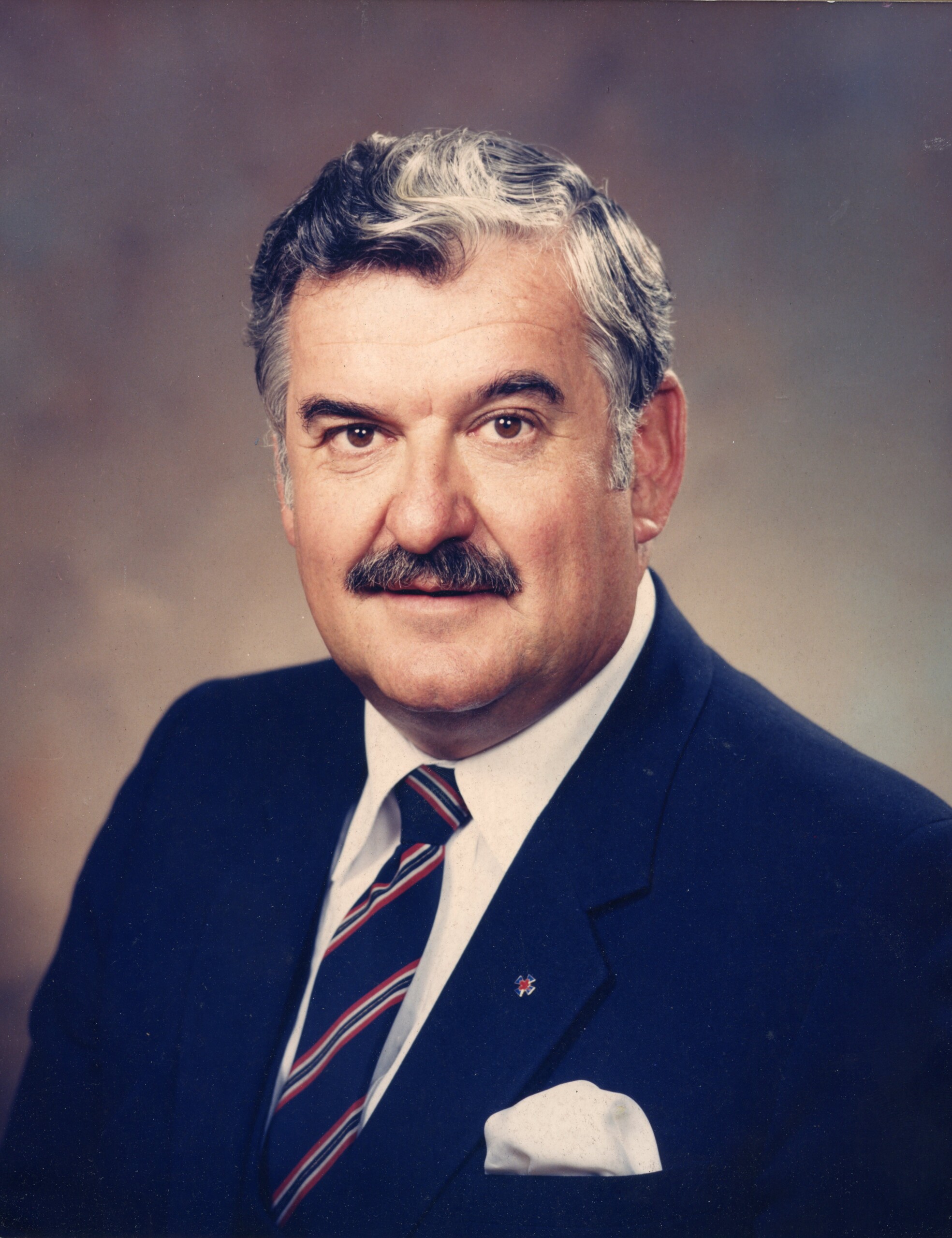 Mr John Dunn — Résidence funéraire Steve L. Elkas