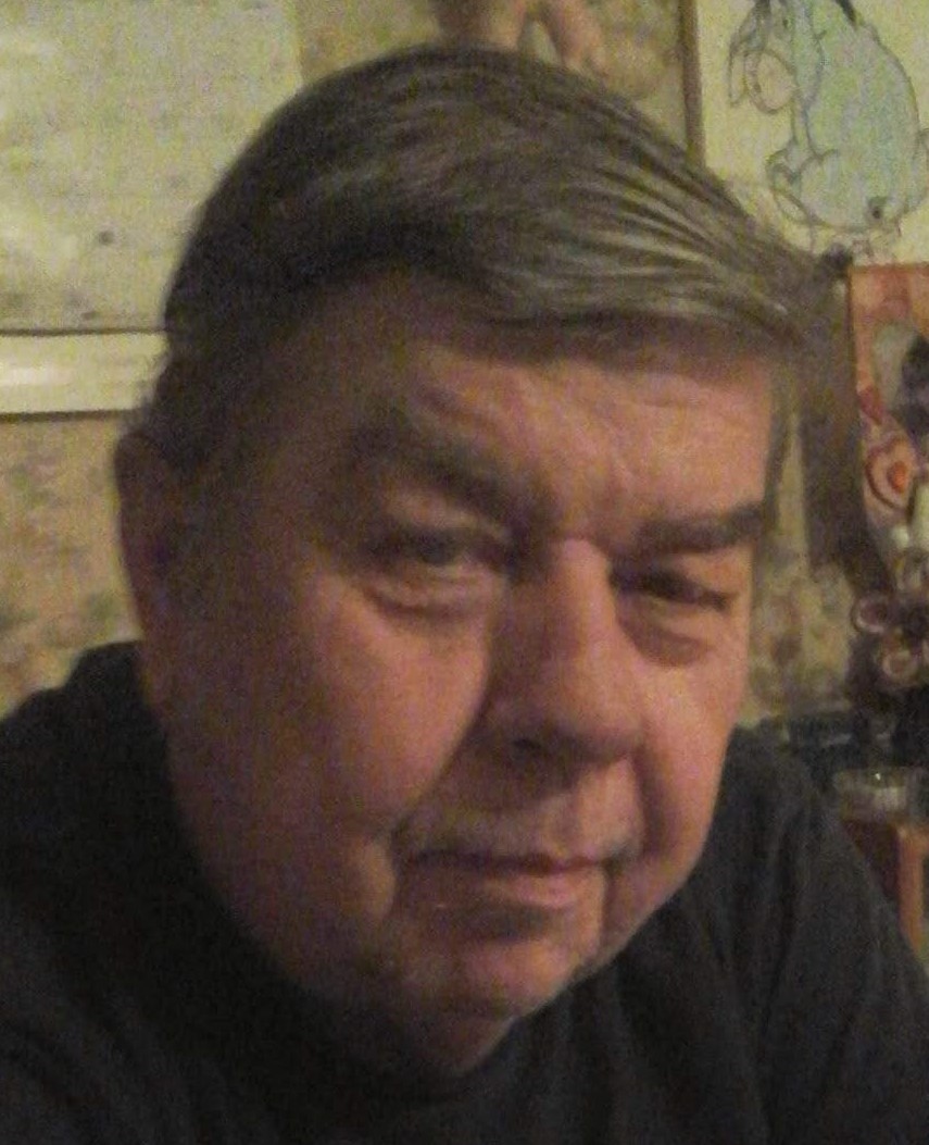 Mr Lewis Burnham — Résidence funéraire Steve L. Elkas