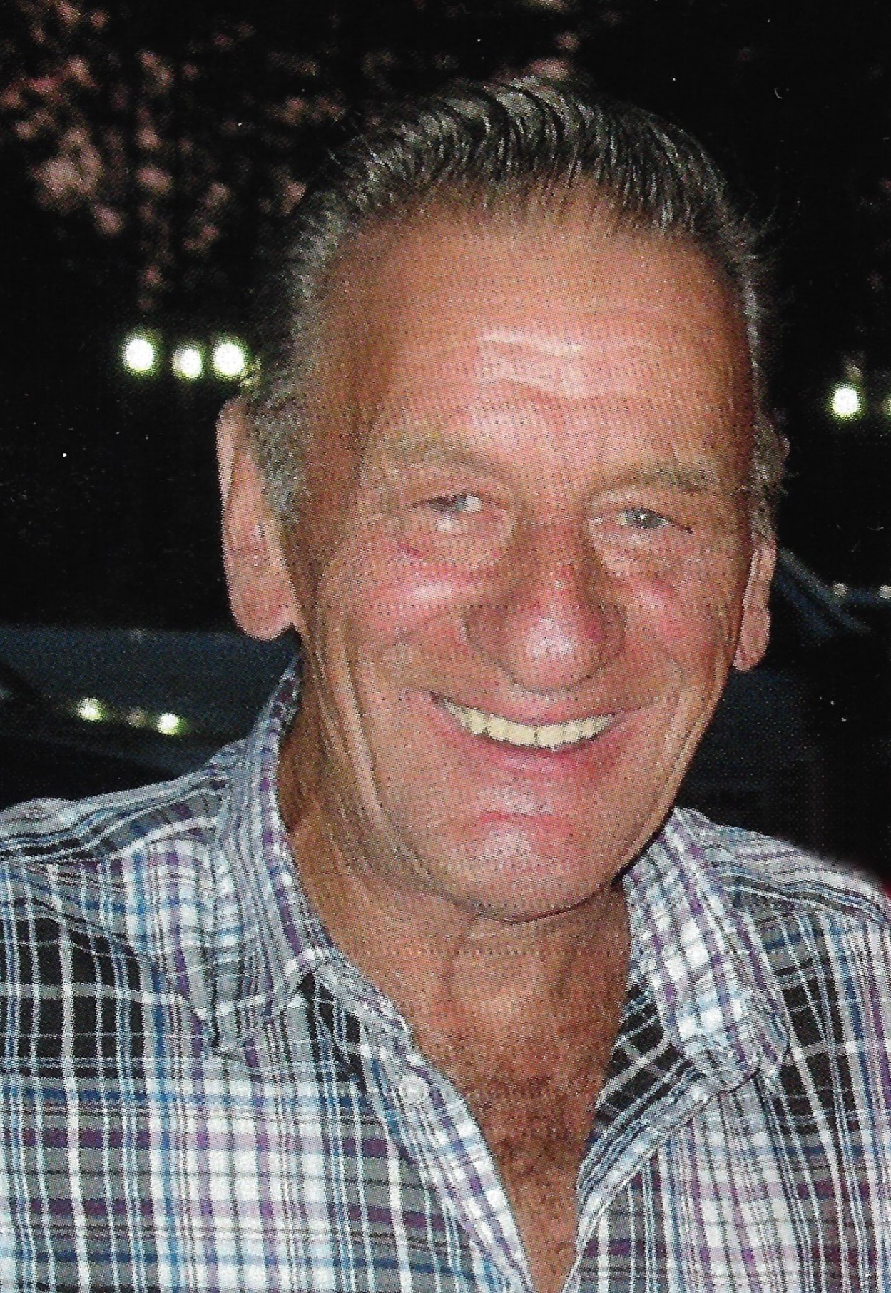 M. Raymond Lapré — Résidence funéraire Steve L. Elkas