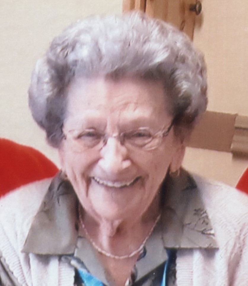 Mme Simone Benoit — Résidence funéraire Steve L. Elkas