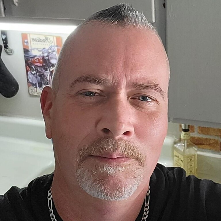 M. Pascal Desmarais — Résidence funéraire Steve L. Elkas