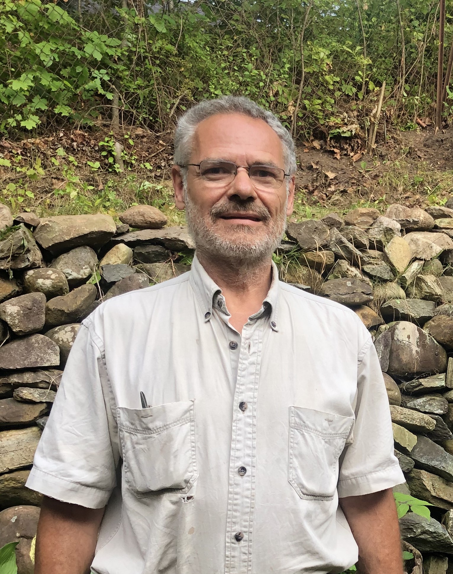 M. Michel Meunier — Résidence funéraire Steve L. Elkas