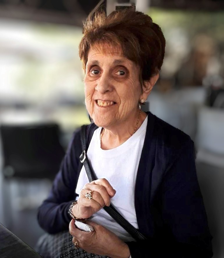 Mme Denise Blouin — Résidence funéraire Steve L. Elkas