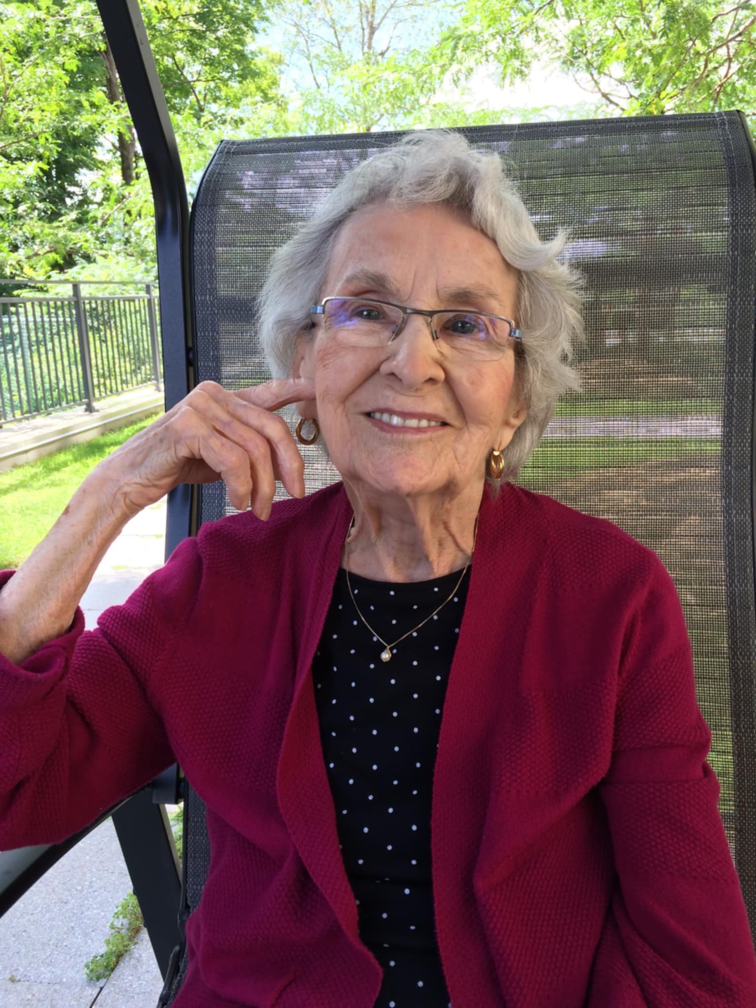 Mme Florence Duplessis Bouffard — Résidence funéraire Steve L. Elkas