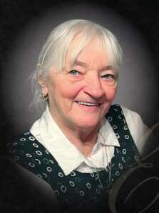 Mme Lise Bernier — Résidence funéraire Steve L. Elkas